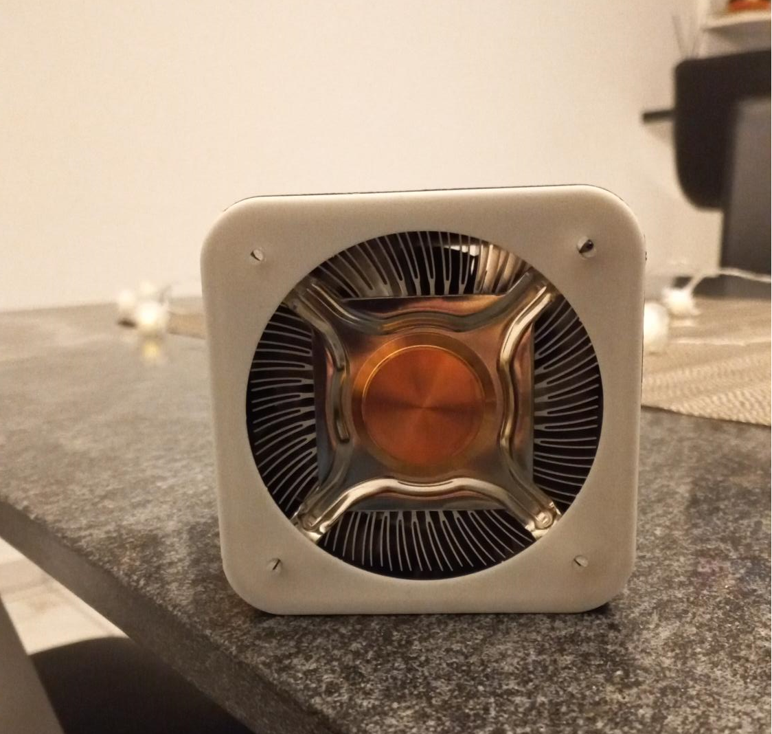 3000lm Flashlight | sns.industries